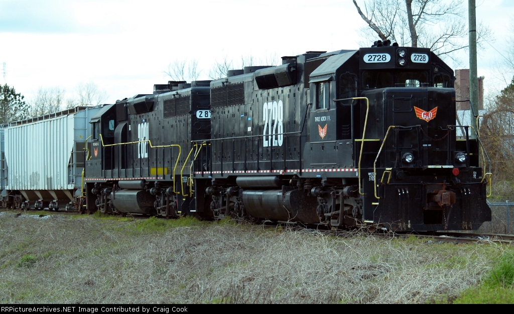 Three Notch RR GP38's